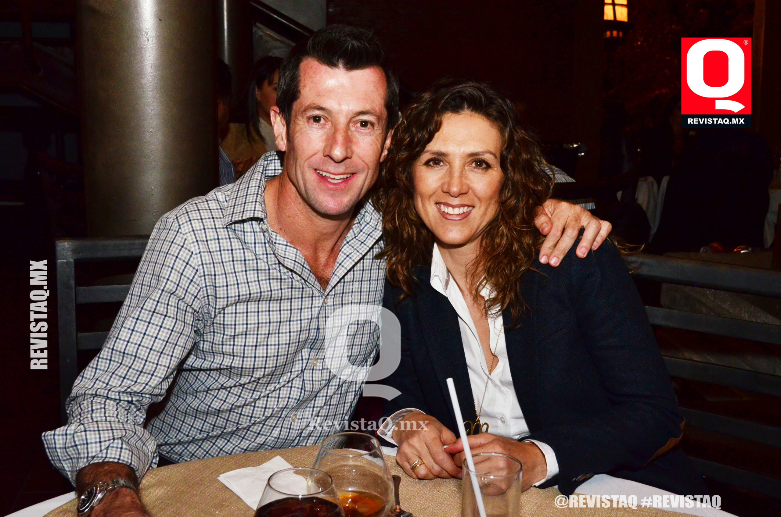 Q RETRO. – De tour - Revista Q