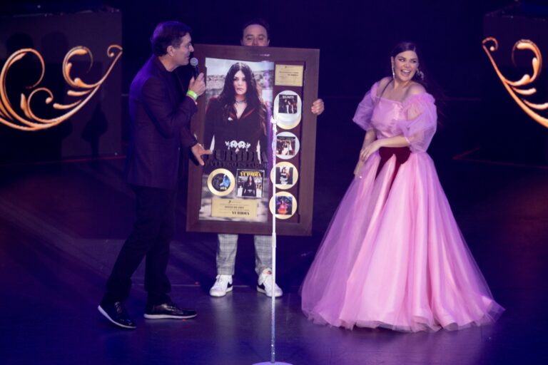 Yuridia. Dos Décadas de Éxito en la cima de la Música Latina - Revista Q