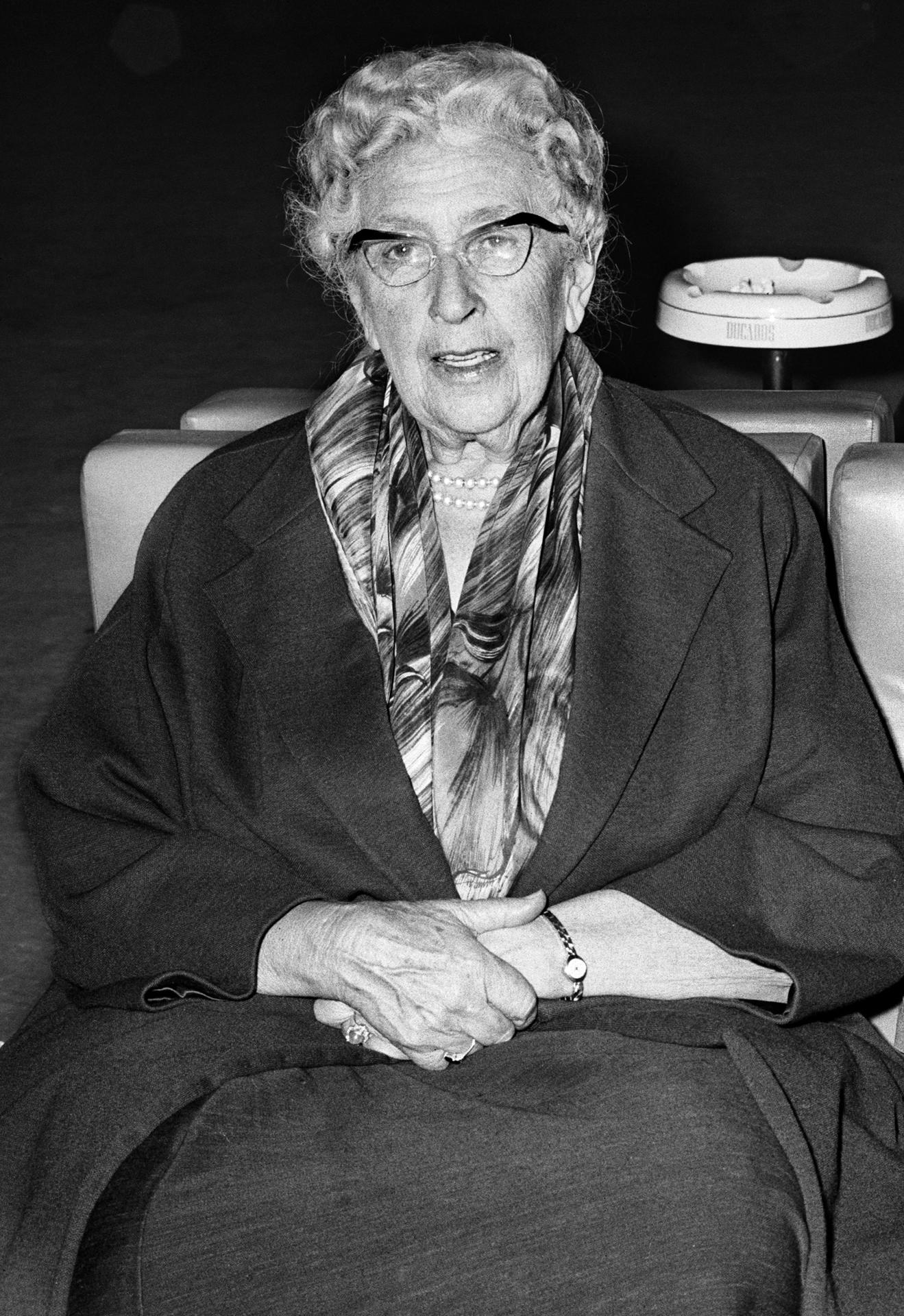 50 AÑOS DE LA MUERTE DE AGATHA CHRISTIE - Revista Q