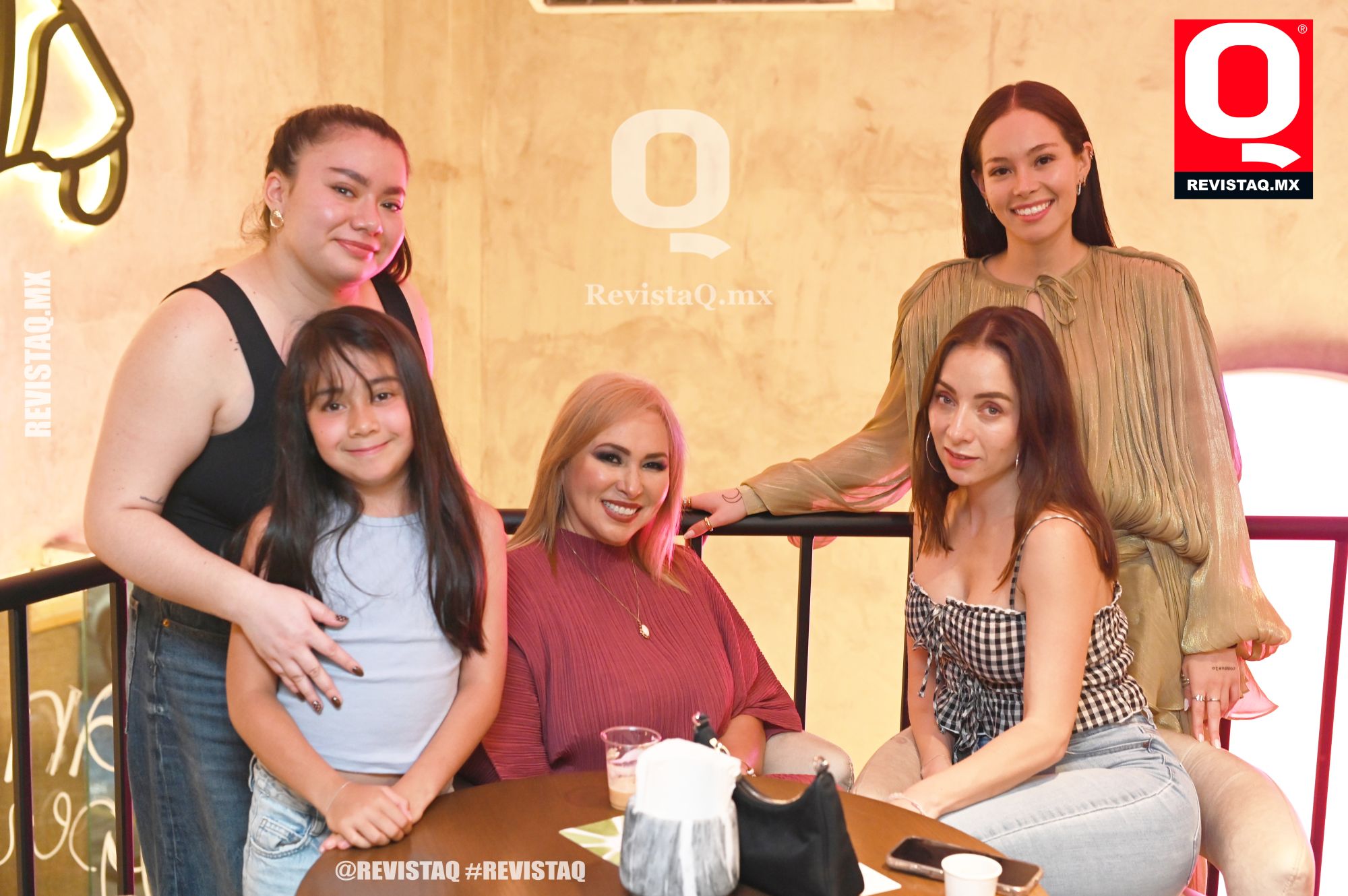 The Concrete Coffee se inaugura con gran éxito - Revista Q