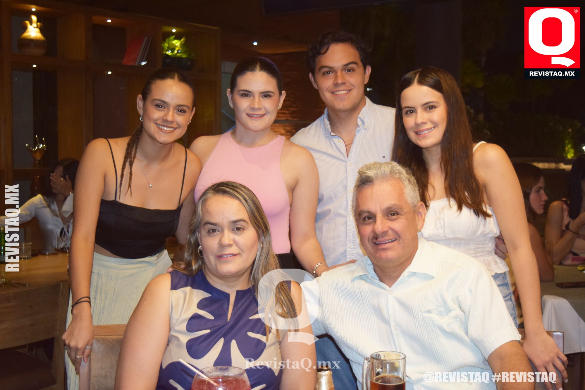 Celebran “La Dulce y bella Vida” - Revista Q