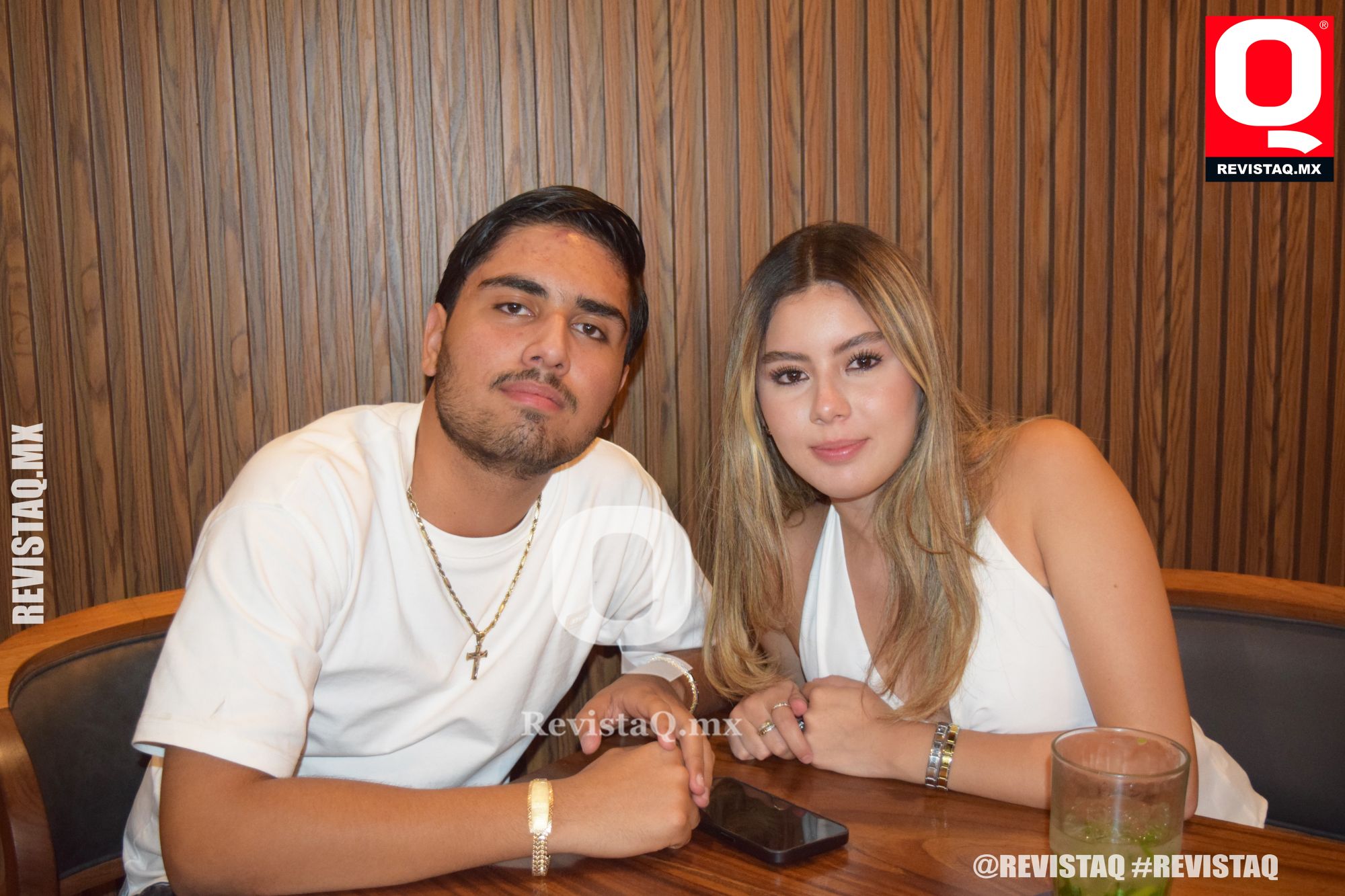 Disfrutan de La Vaca Argentina en Plaza Mayor - Revista Q