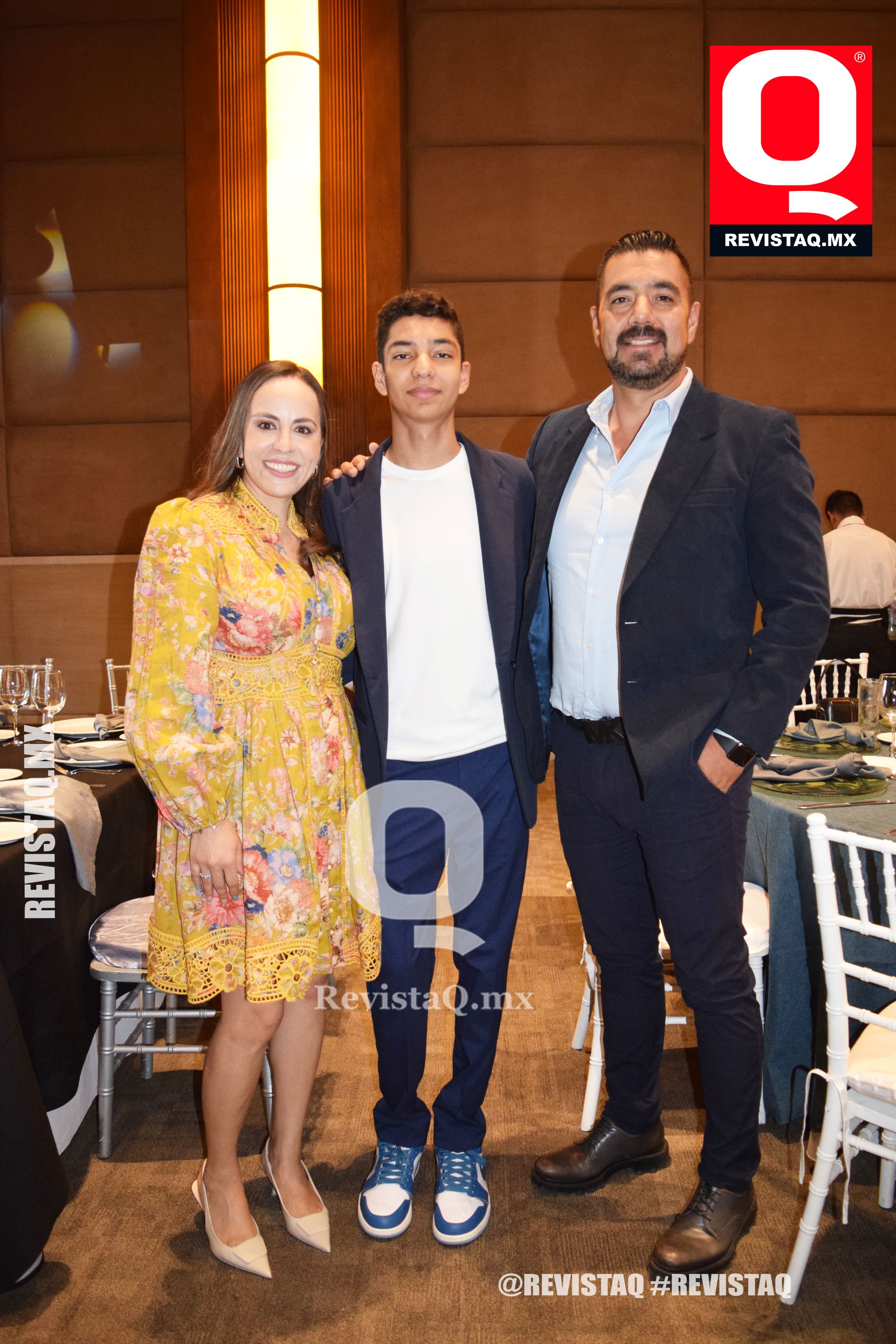 Estudiantes del Miraflores, se alistan para la prepa - Revista Q