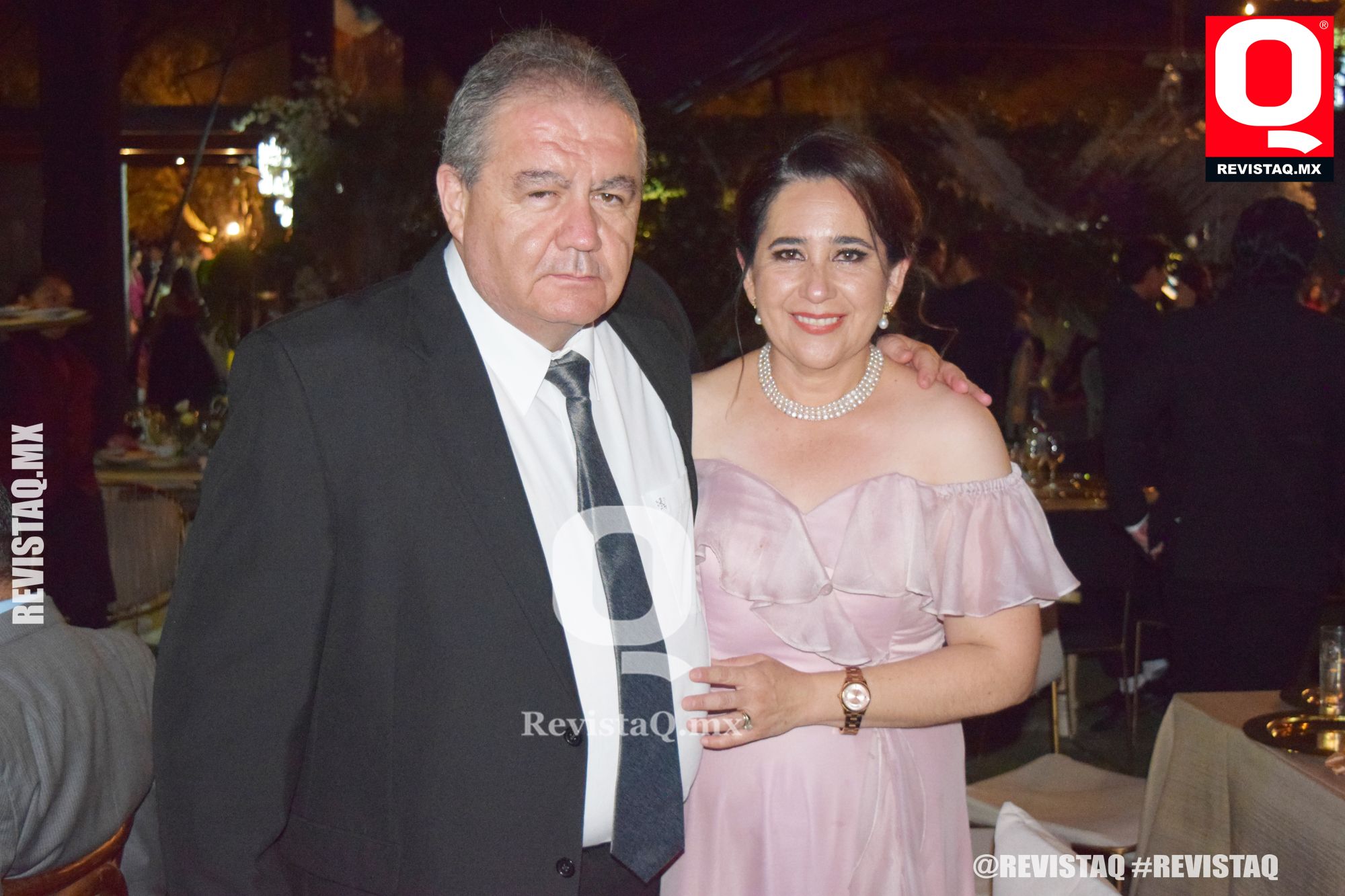 Q RETRO. - SE GRADÚAN ESTUDIANTES DEL MIRAFLORES DE BACHILLERATO ...