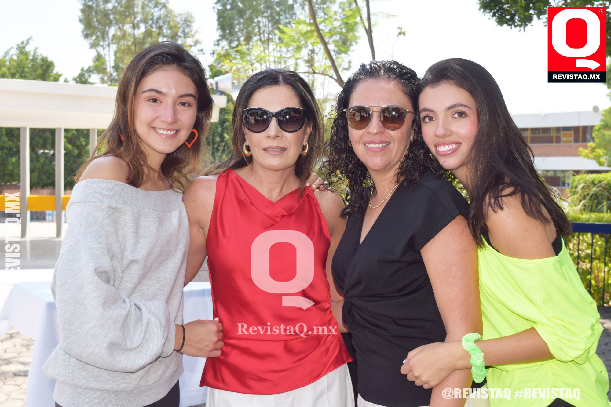 Gran festejo en el día de las madres - Revista Q
