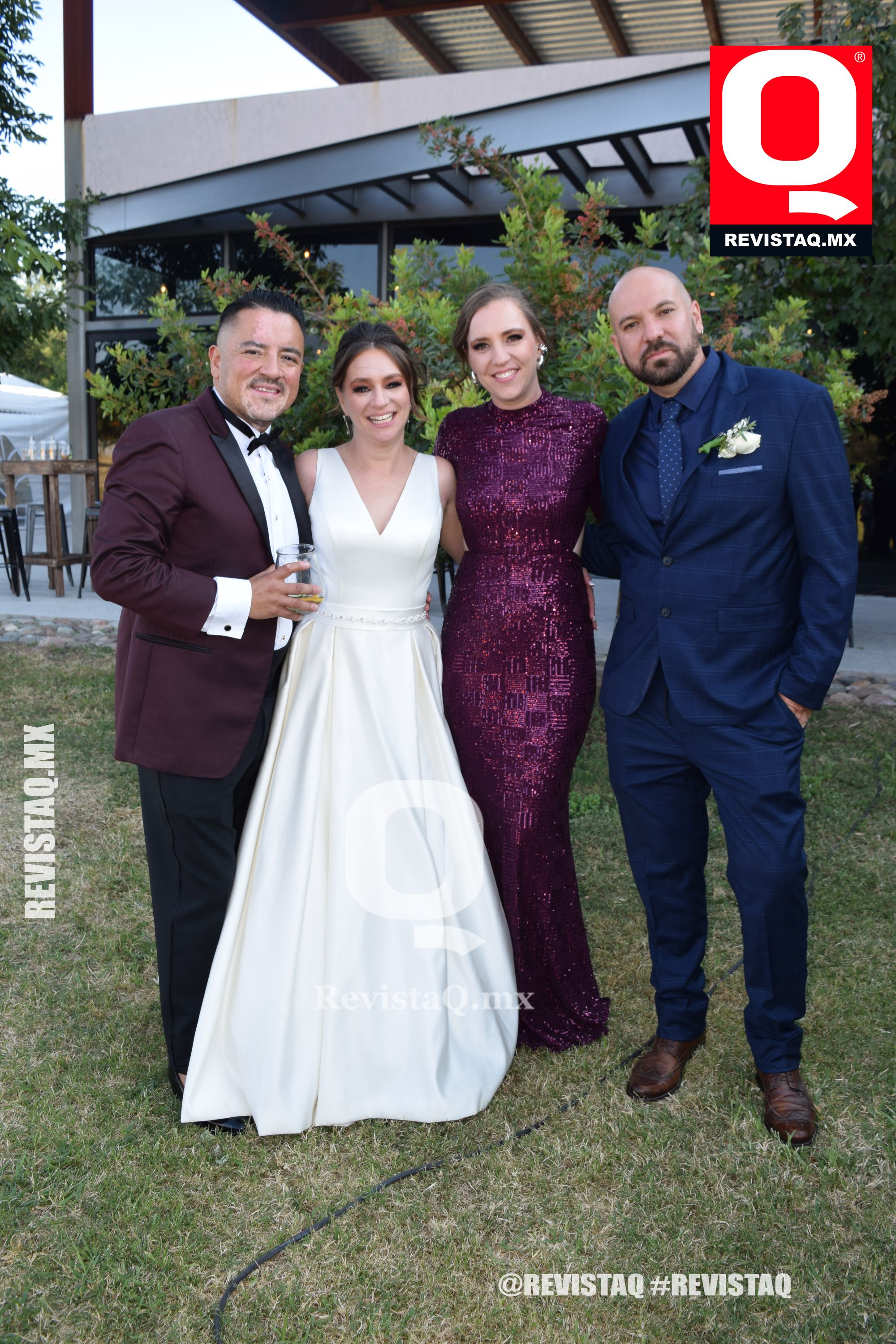 Q RETRO. - CELEBRAN JORGE CORTÉS Y PILAR BALVANERA SU GRAN BODA DE ...