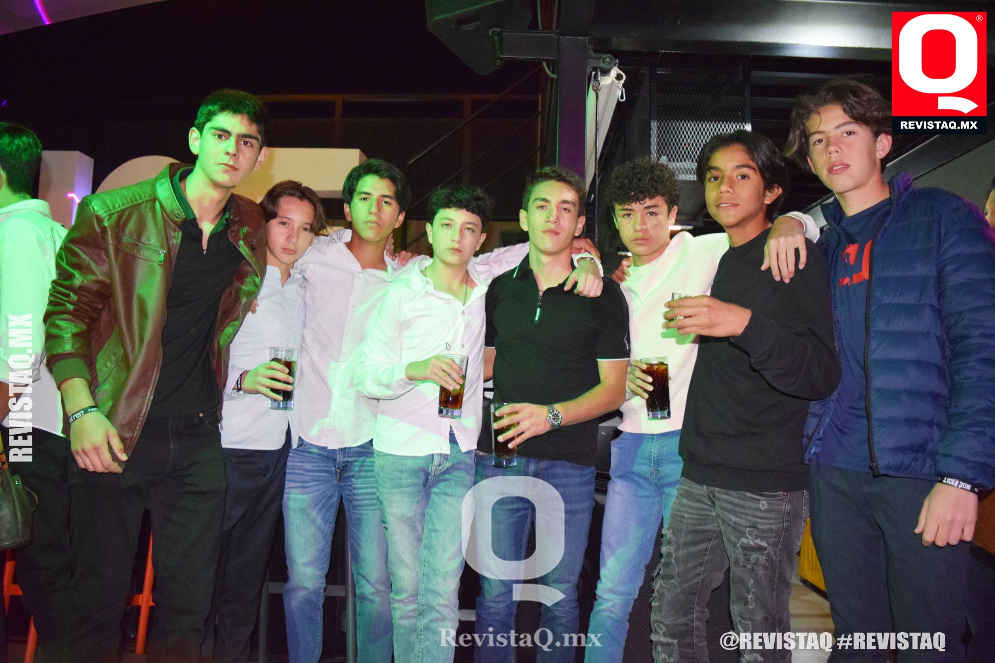 Q RETRO. - NOÉ GONZÁLEZ CELEBRÓ SU FIESTA DE XV AÑOS - Revista Q
