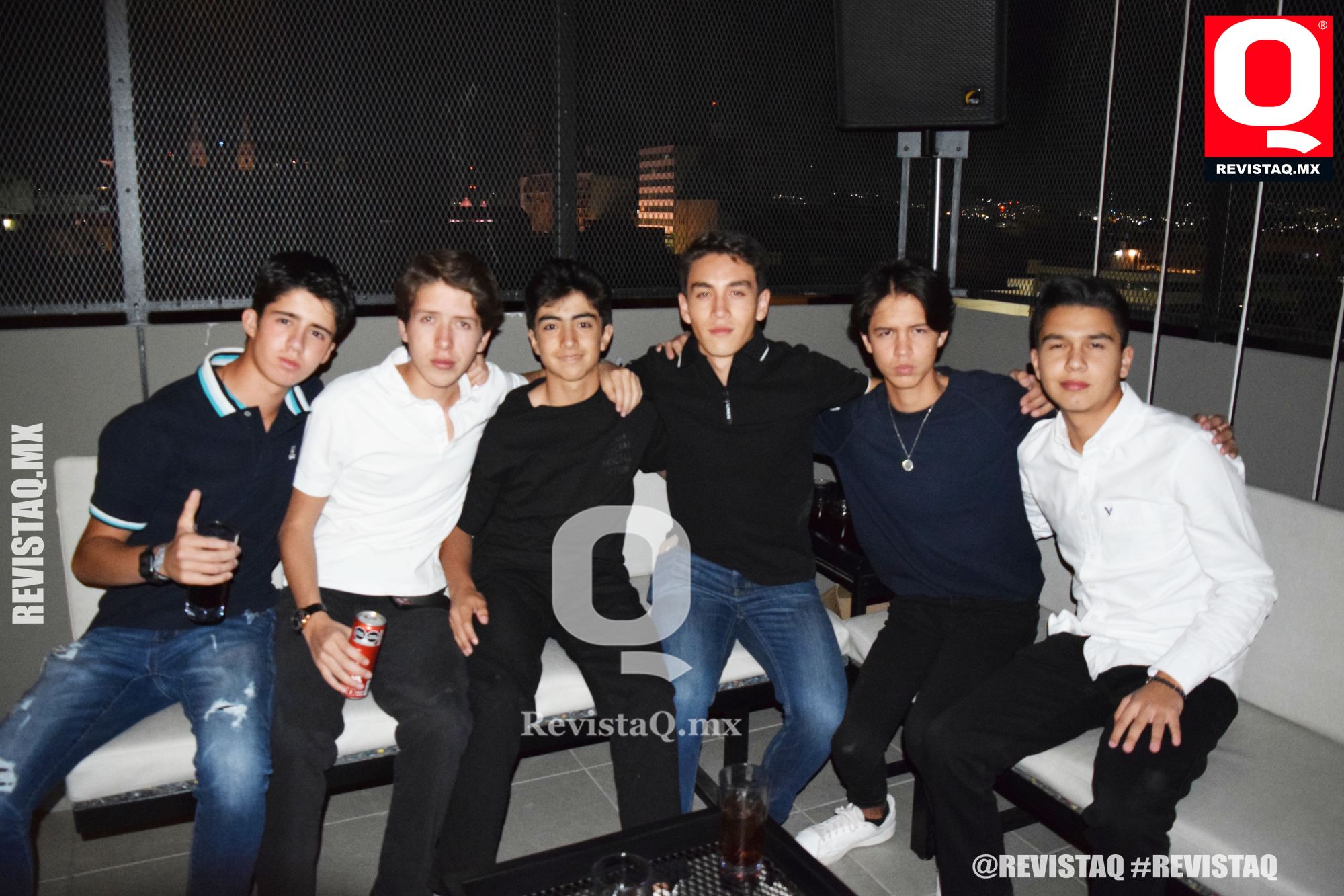 Q RETRO. - NOÉ GONZÁLEZ CELEBRÓ SU FIESTA DE XV AÑOS - Revista Q
