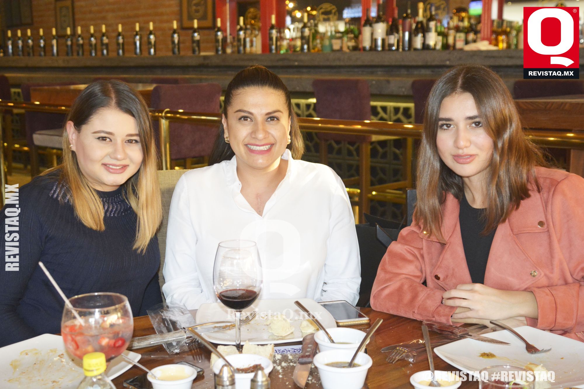 Q Retro.- The Best Friends en La Dulce Vida de revista Q - Revista Q