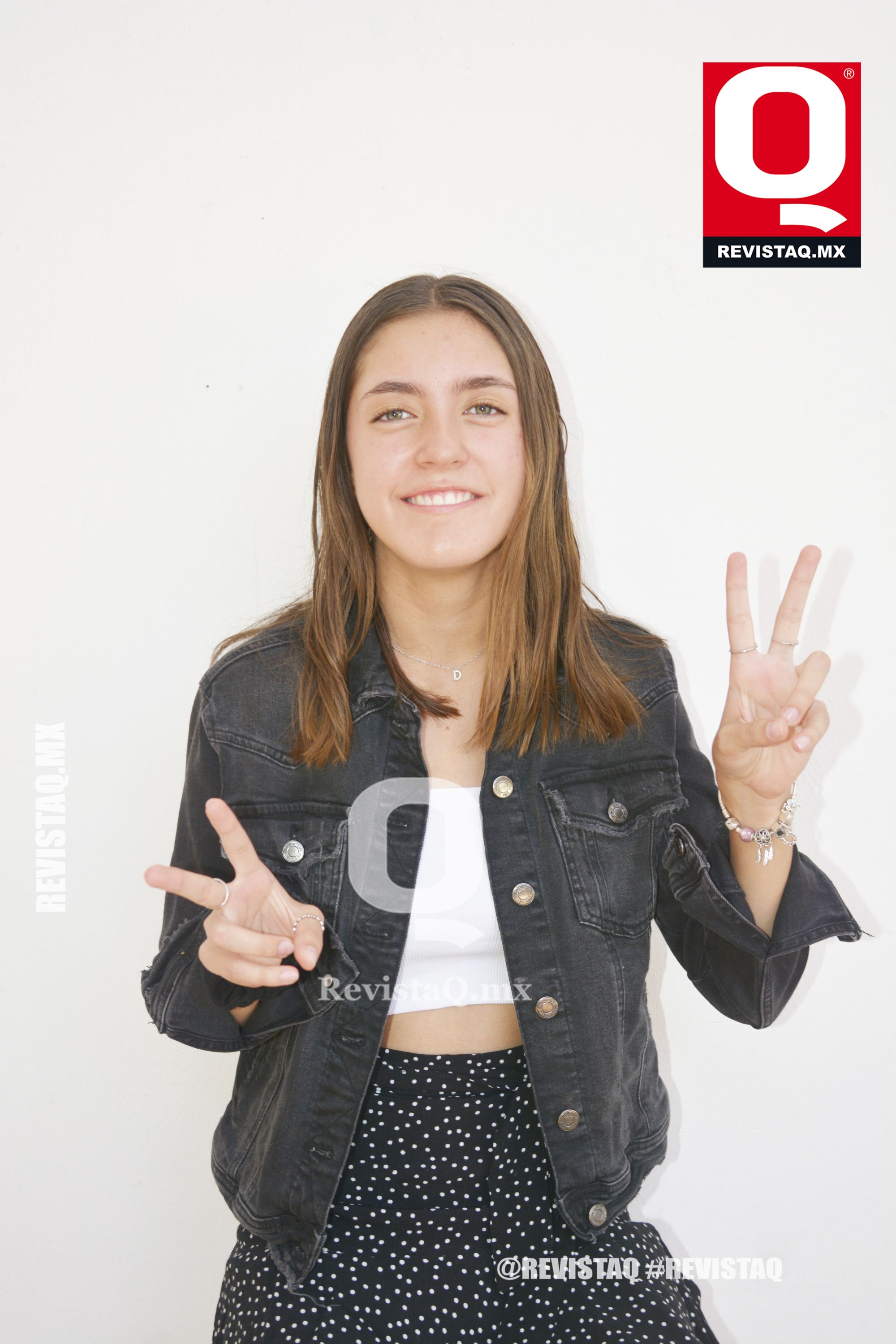 Q Retro. - Conviven líderes jóvenes en el Campestre Center, Social Club - Revista Q