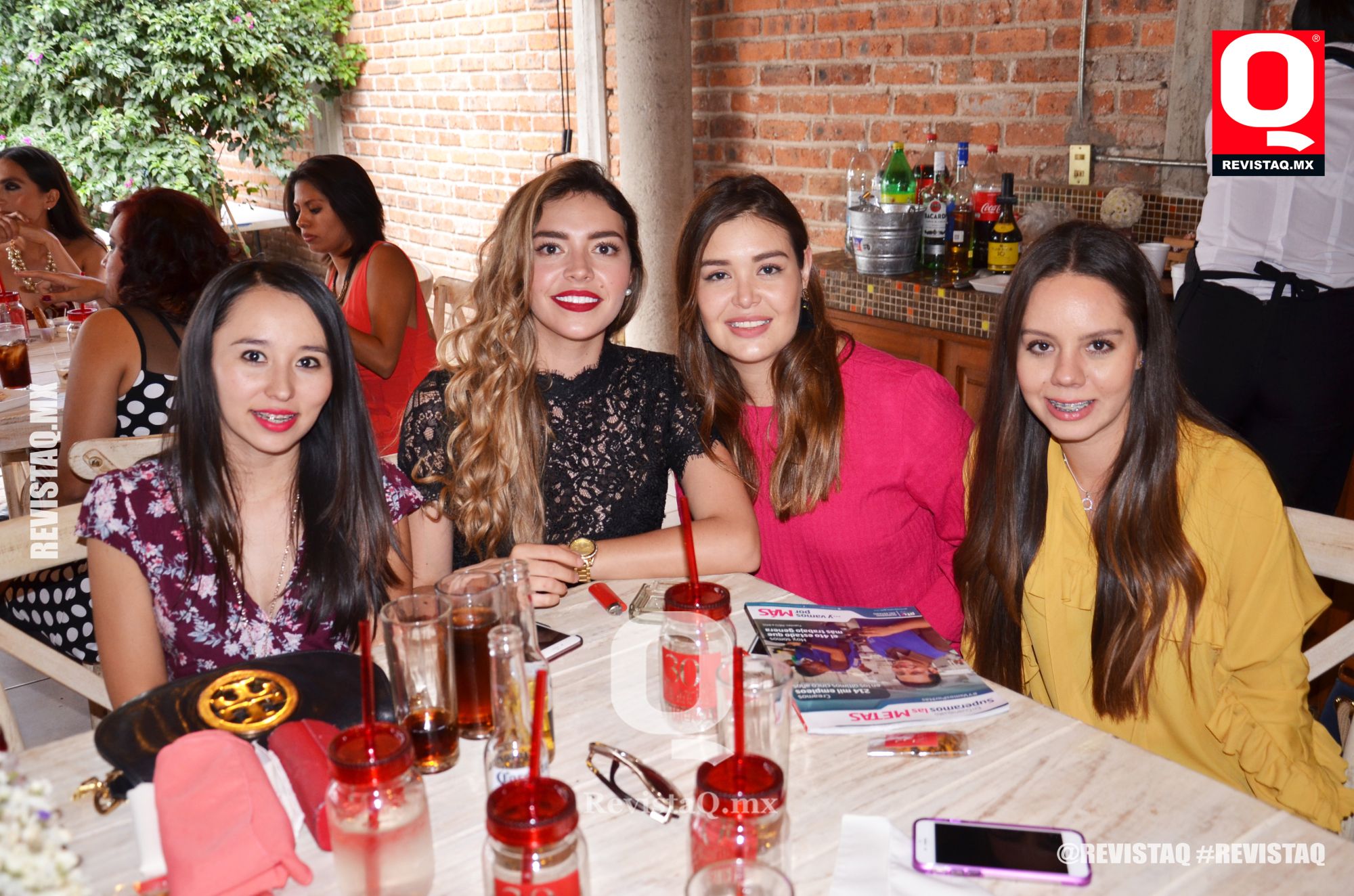 Q Retro. - Festejan aniversario de la Facultad en Nutrición de la Ibero ...