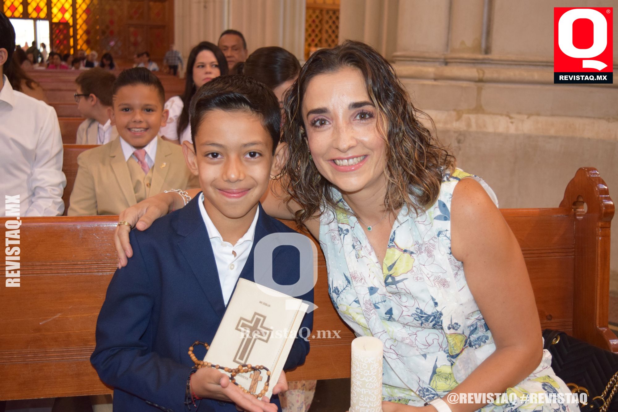 REVISTA Q RETRO. - RECIBEN EMOCIONADOS A JESUCRISTO POR PRIMERA VEZ EN ...