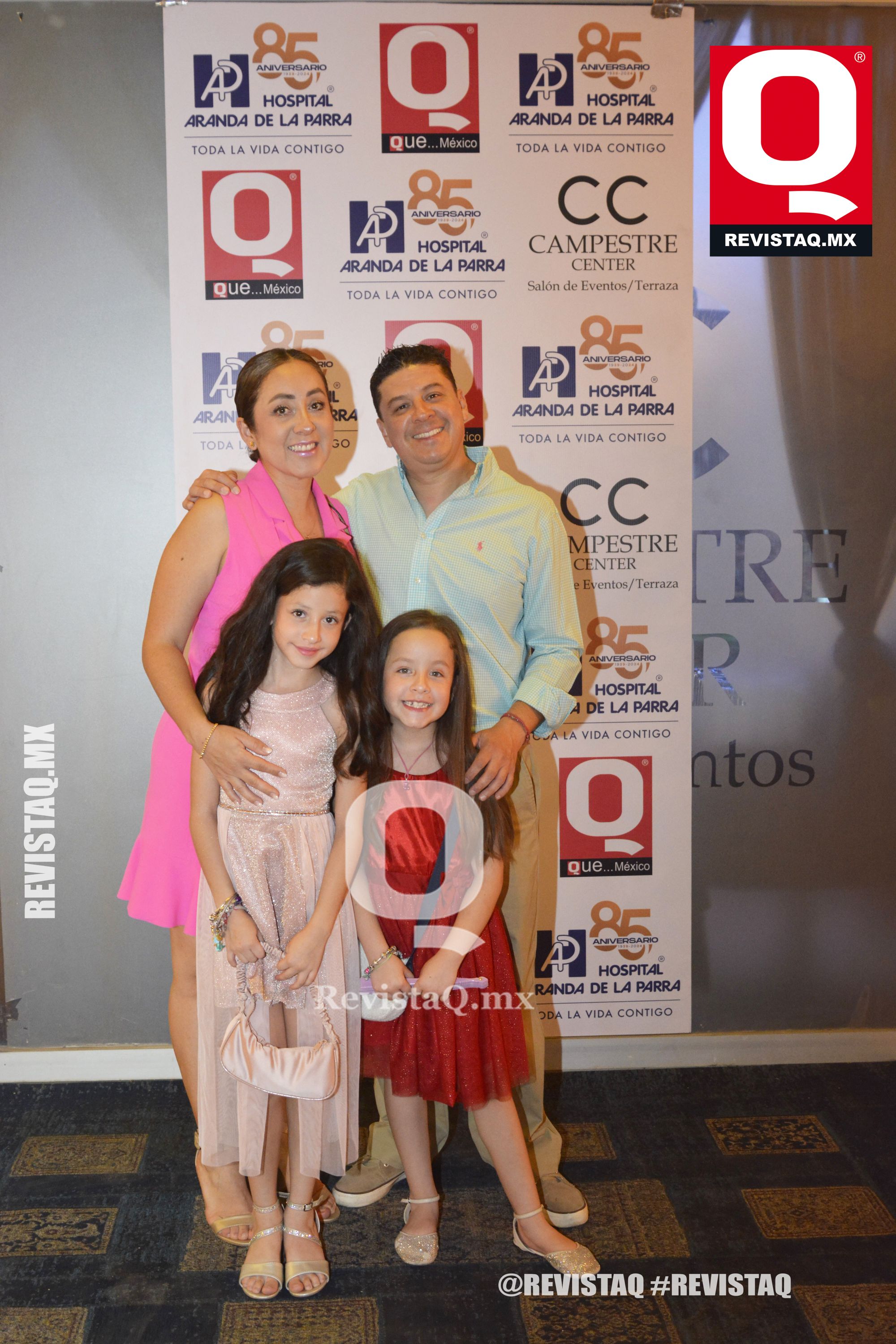 ¡HONOR A QUIEN HONOR MERECE! - Revista Q